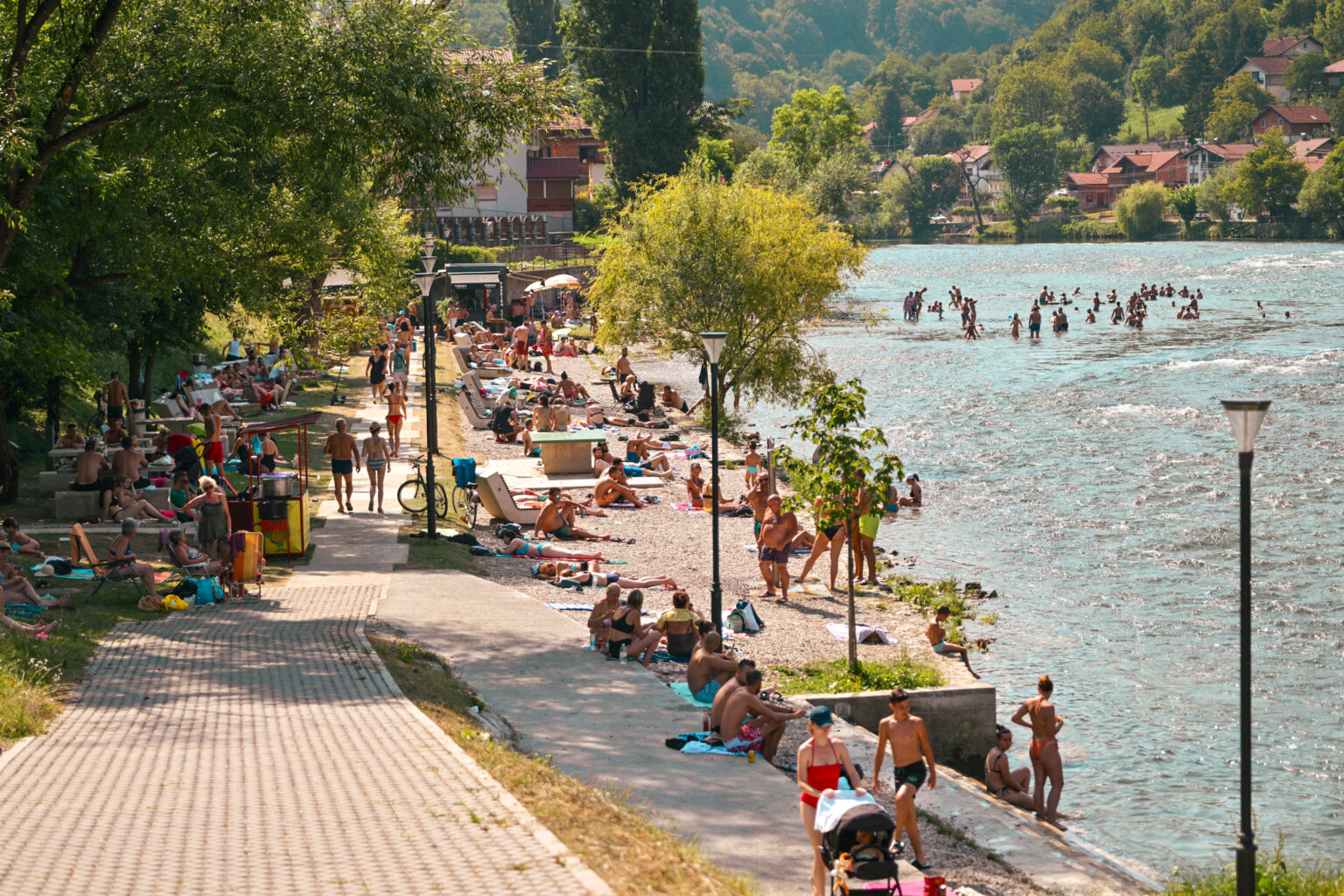 MJESEC DANA OD OBRUŠAVANJA: Stari most u Gradišci i dalje zatvoren ...